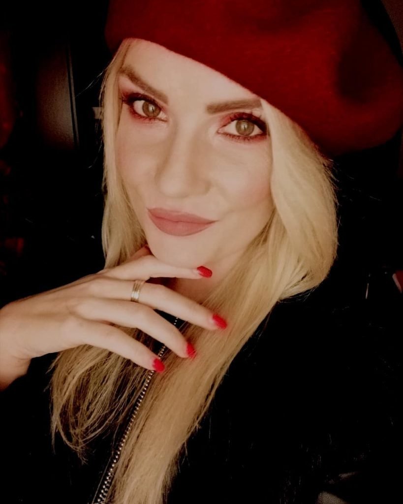 După 20 de ani trăiţi la Roma, una dintre cele mai frumoase şi ...